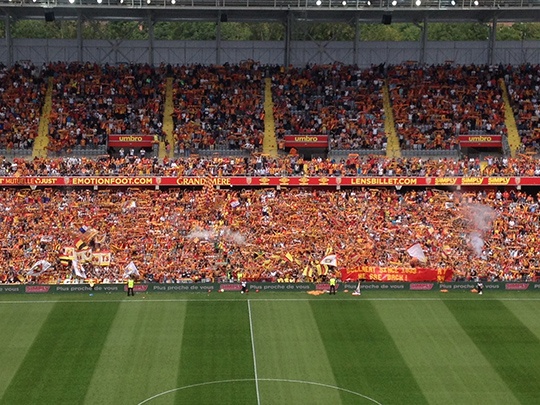 Le RC Lens s'offre la meilleure affluence du week-end en France - BeSoccer