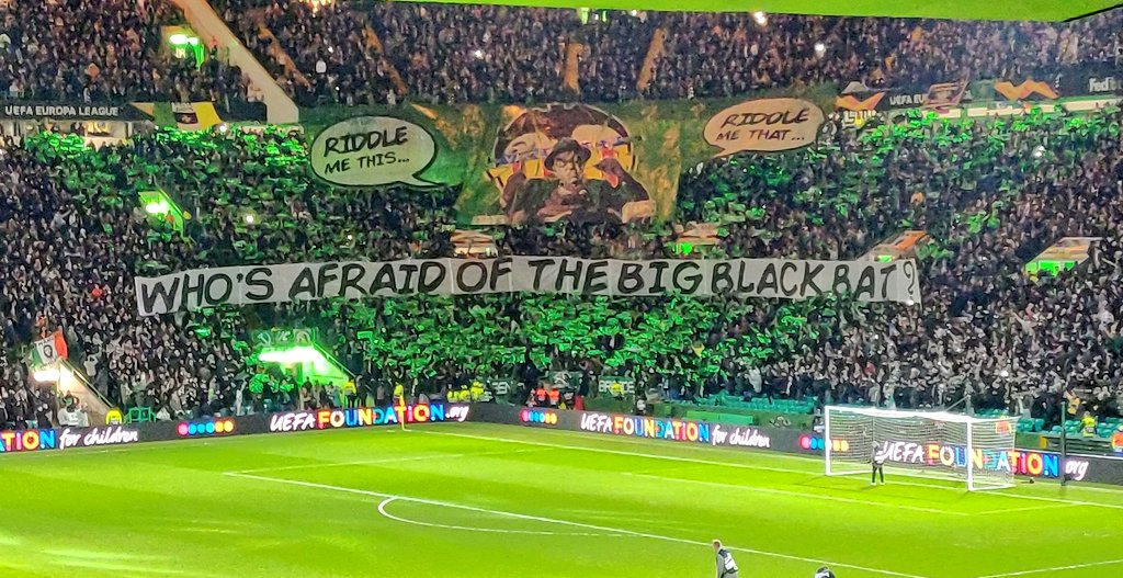 Este es el tifo por el que el Valencia se quejó a la UEFA